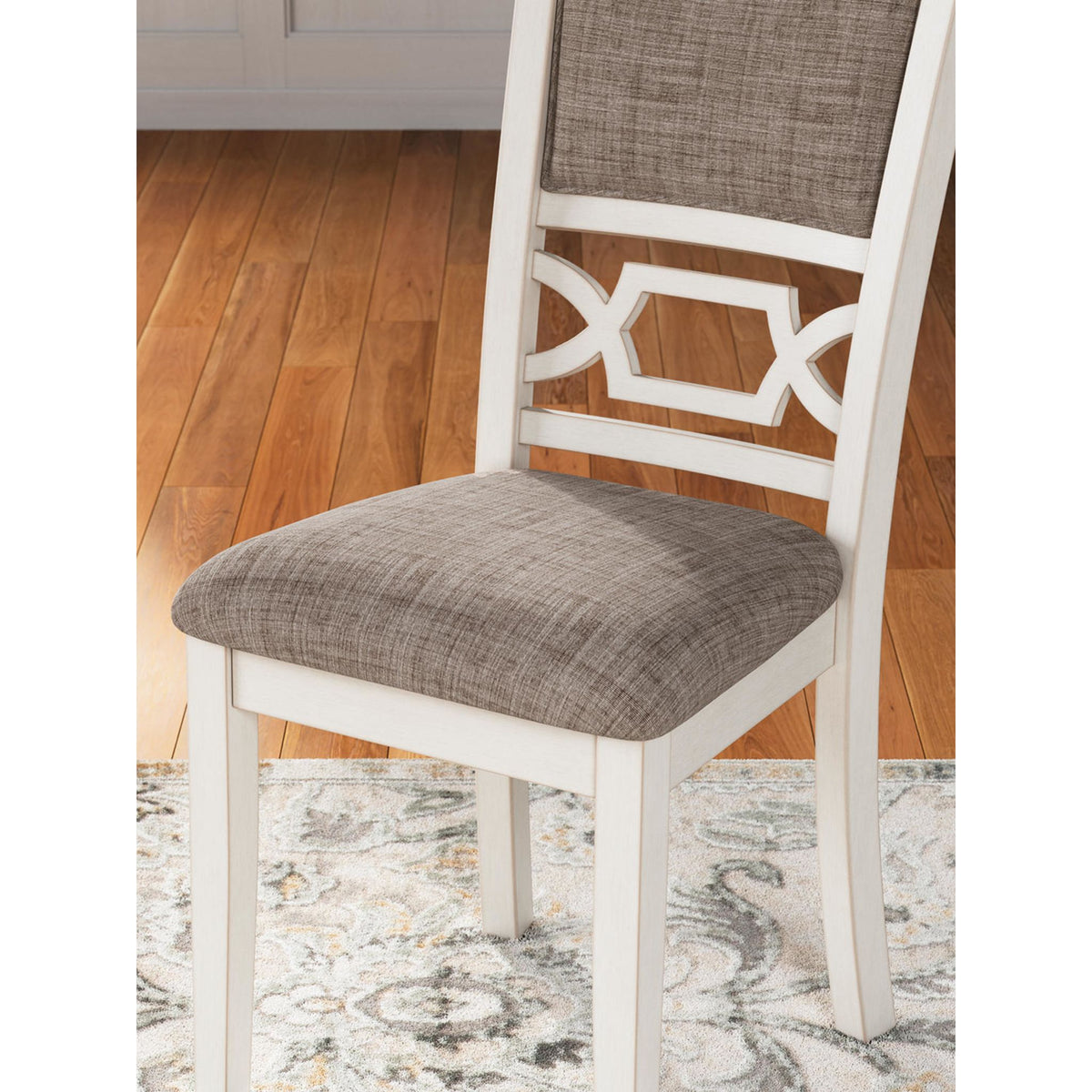 Erinberg Dining Set | Bama Furniture